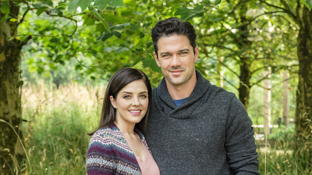 Jen Lilley and Ryan Paevey to Star In New Hallmark Movie!