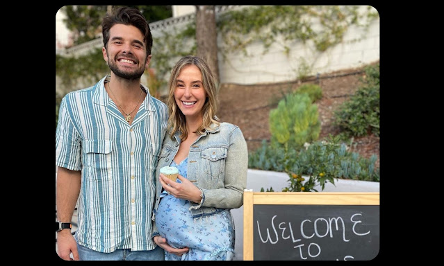 Josh Swickard and His Wife Lauren Reveal the Gender of Their Baby